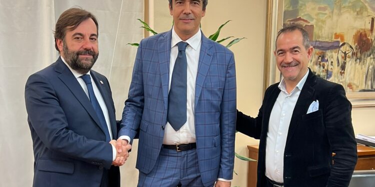 Antonio Moro (assessore dei Trasporti): "Il bullismo sugli autobus è un ...